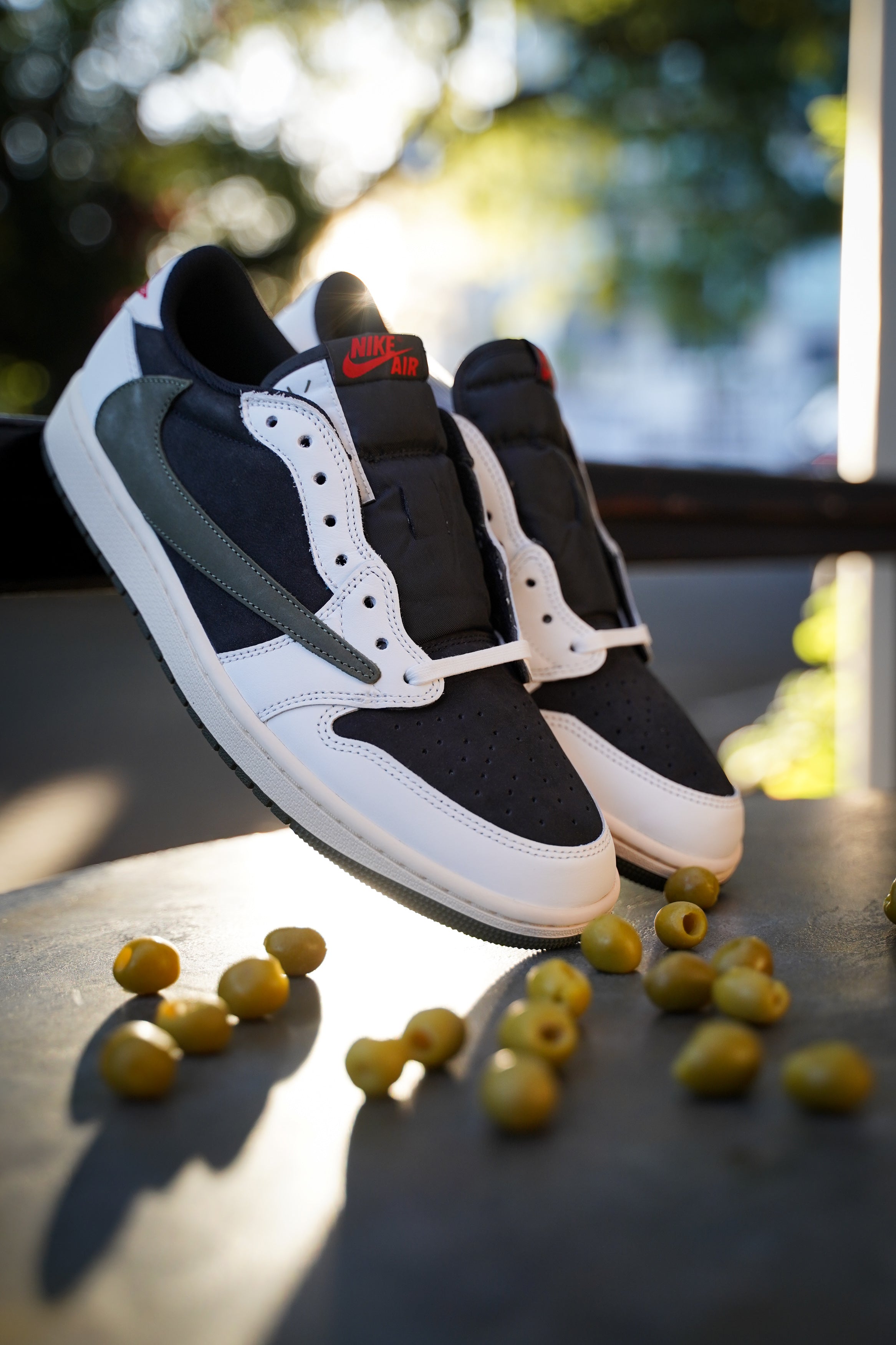 Air Jordan – Lunch Money Kicks